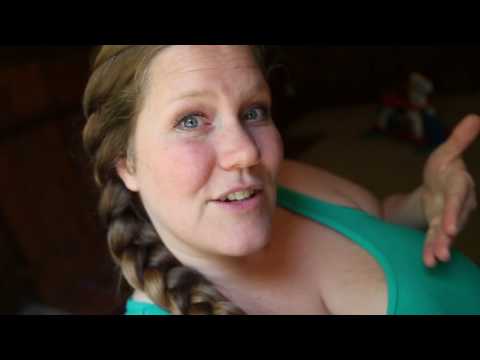 Q & A: Positions for Bare Breastfeeding