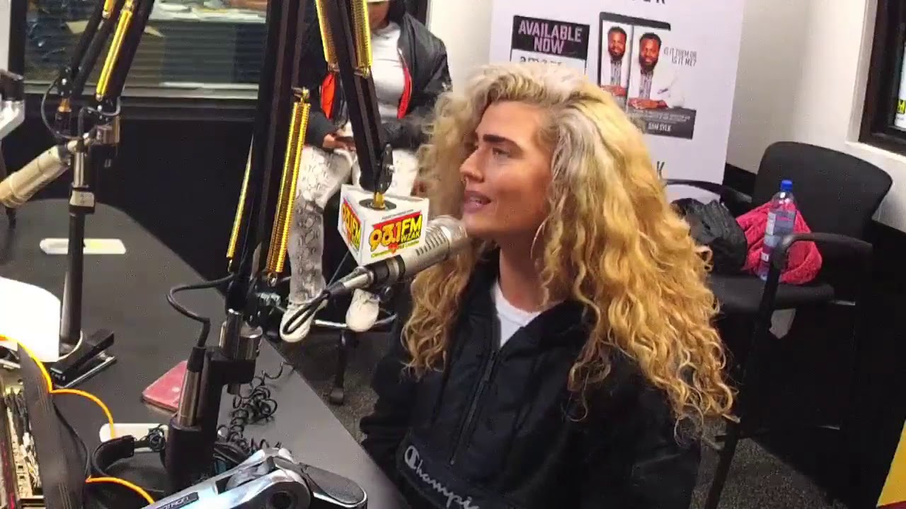 Singer The Bonfyre talks live in studio with Sam Sylk, The Sam Sylk ...