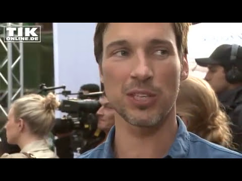 Florian David Fitz: Darum liebt er seinen Beruf! - YouTube