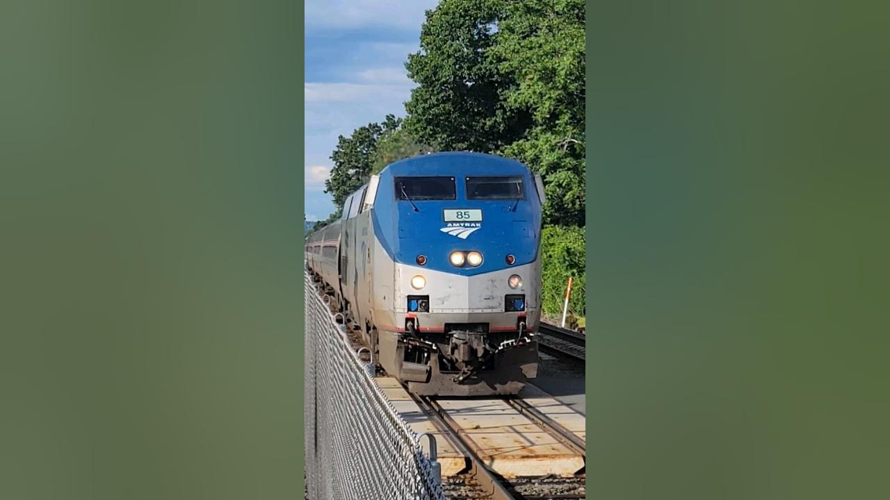 Amtrak 55 @ Wallingford - YouTube
