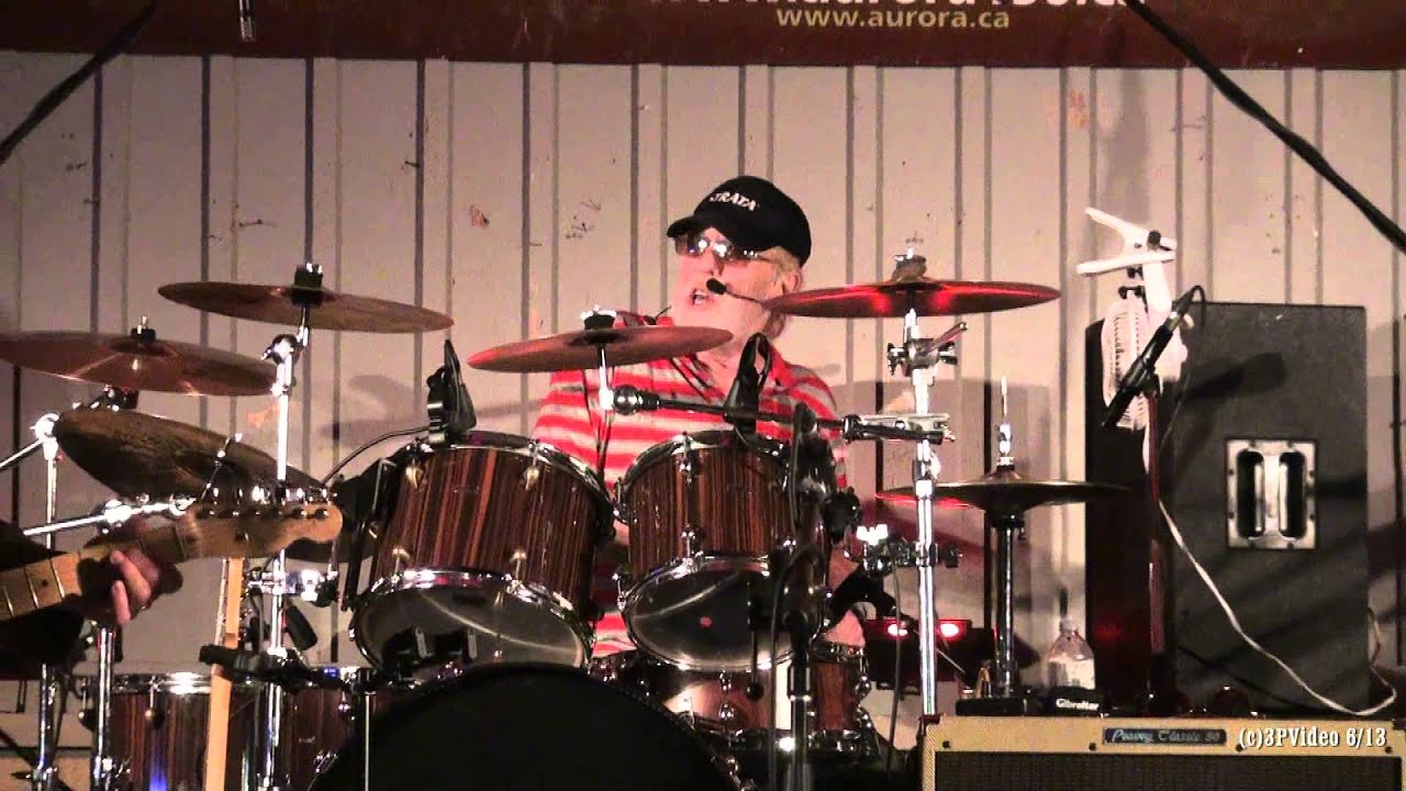 Lighthouse - Pretty Lady - YouTube