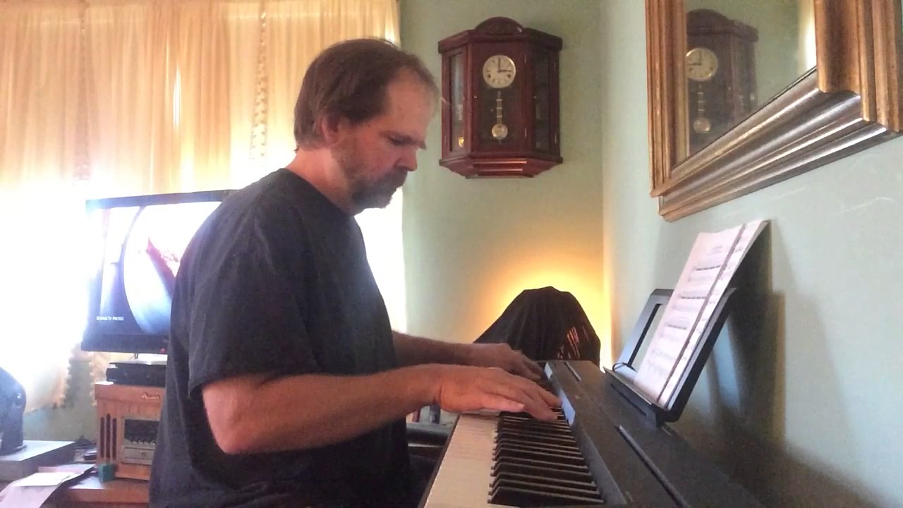 Linus and Lucy - Piano Practice - YouTube