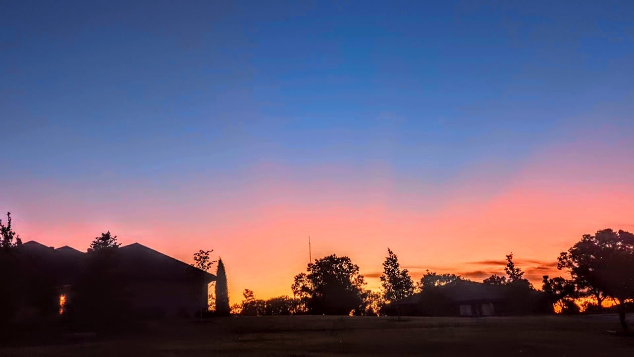 Golden Sunset: Music by Calvin Clavier - YouTube