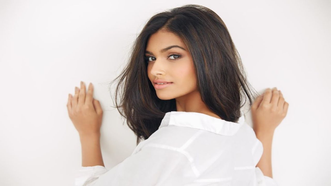 Suman Rao's latest photoshoot will stun you - YouTube