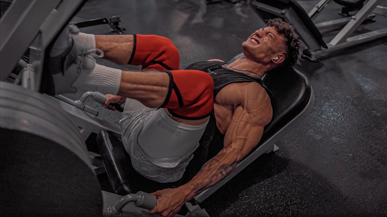 ROAD TO PRO | INSANE LEG WORKOUT | 16 DAYS OUT - YouTube