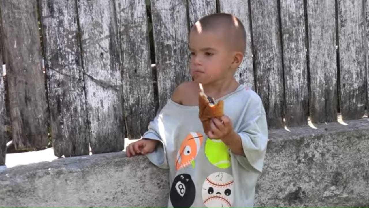 Ajutorare a familiei cu 8 copii orfani - Misiunea Eldad - YouTube