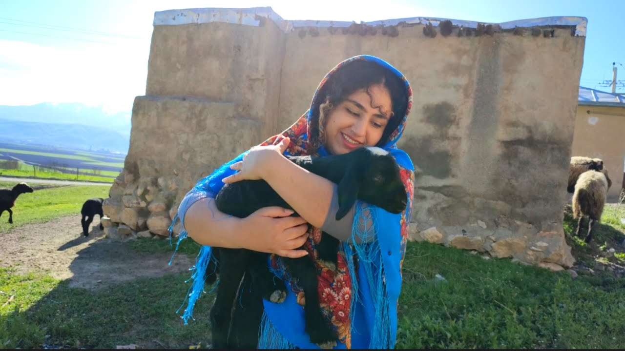 Village lifestyle of Iran ( ramadan ) Living in the most remote village ...