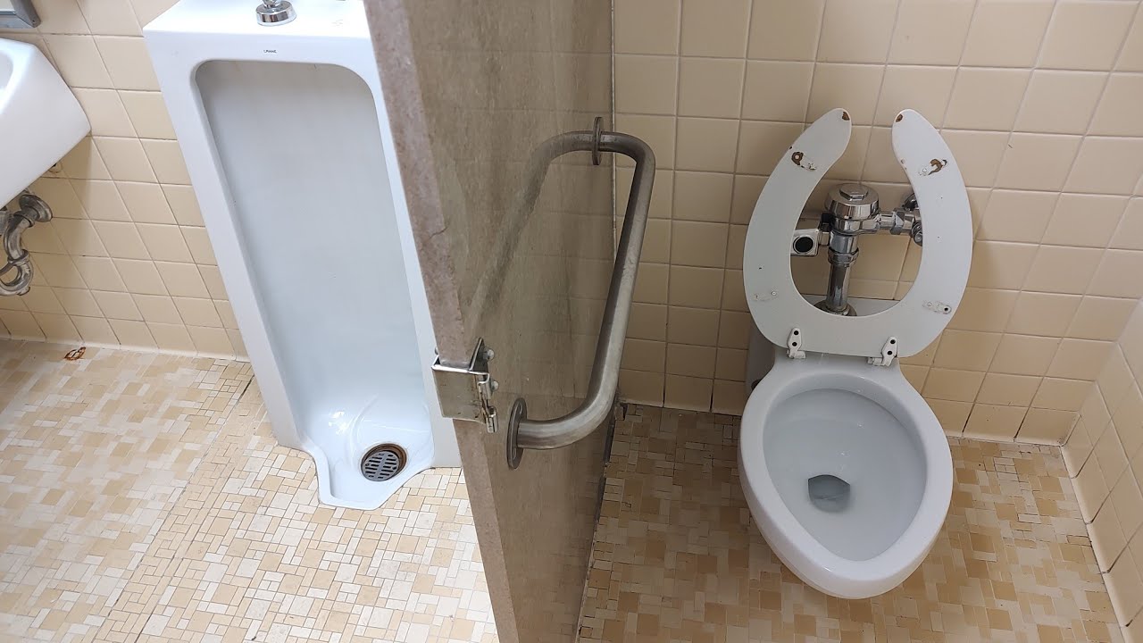 [169] 1960 Crane Sanitor Urinal and Walton Toilet in UTK Silverstein ...