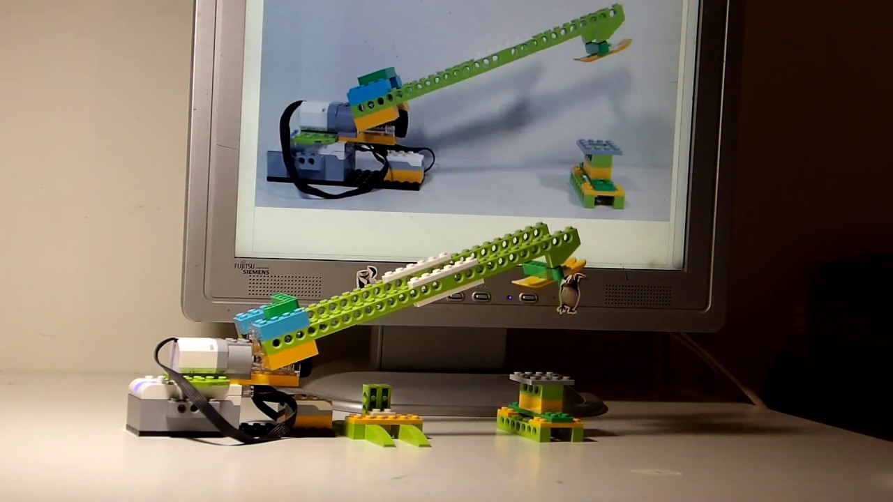 WeDo 2.0 Pedestrian Automatic Bridge using Stop Motion Animation - YouTube