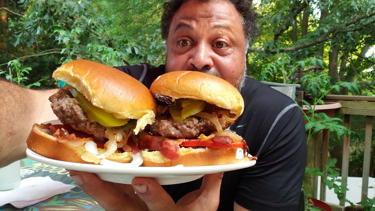 How to make "Fireworks Burger" - YouTube