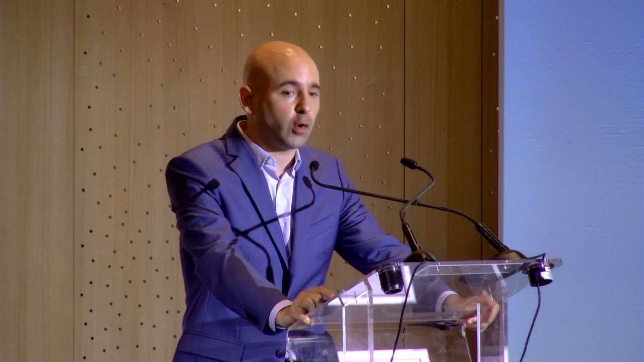 Conférence économique avec Christophe Barraud - YouTube