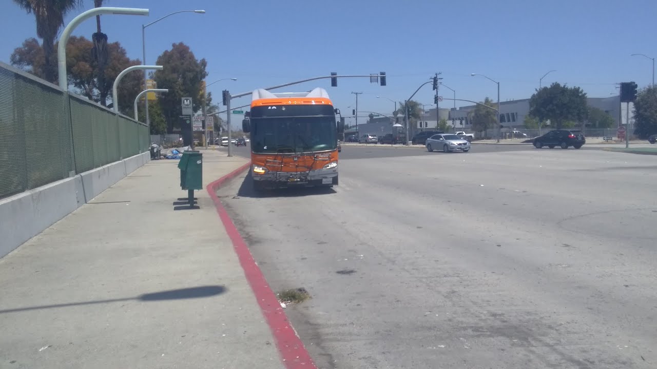 2021 LACMTA New Flyer XN60 8807 - YouTube