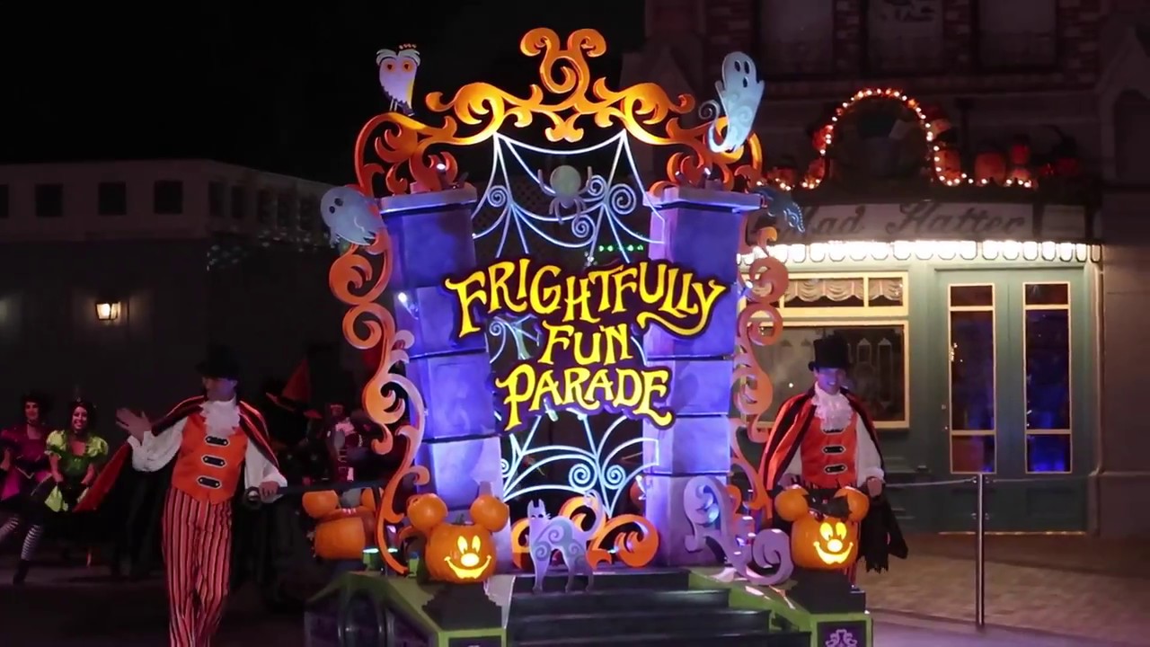 NEW Frightfully Fun Parade 2017 | Mickey’s Halloween Party at ...
