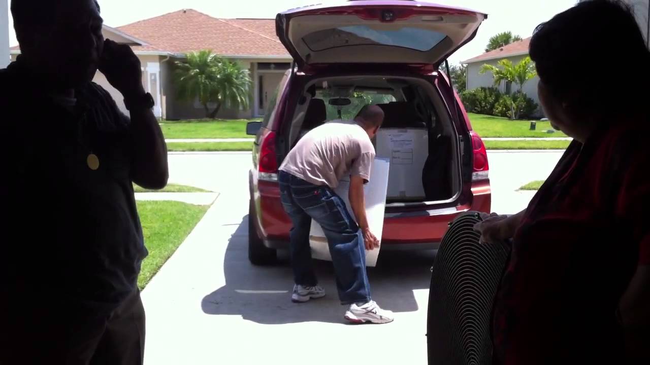 Balikbayan boxes (Global Cargo Movers) - YouTube