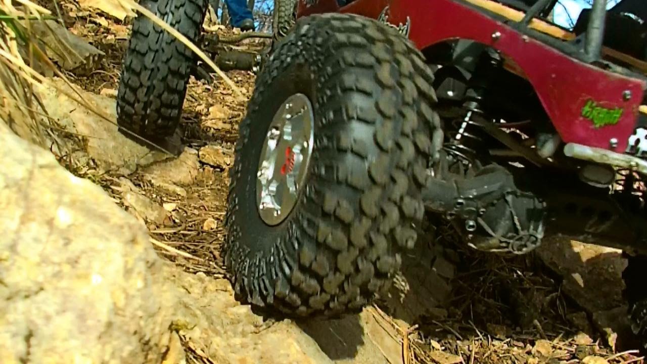 Axial SCX10/Wraith Steinpfad 2v3 - YouTube