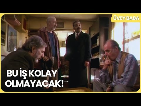 Halil, Celal Ağa'dan Para İstemeye Devam Ediyor! | Üvey Baba