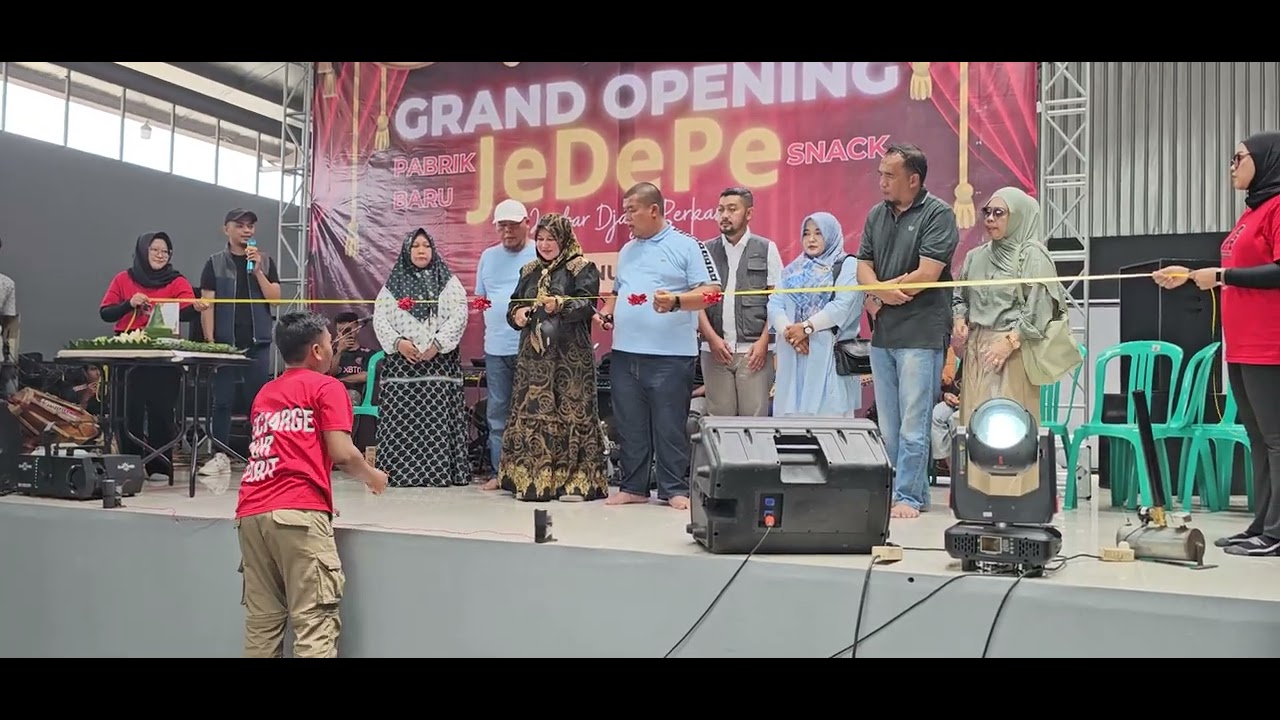 Selamat dan Sukses JeDePe snack atas pembukaan pabrik baru - YouTube