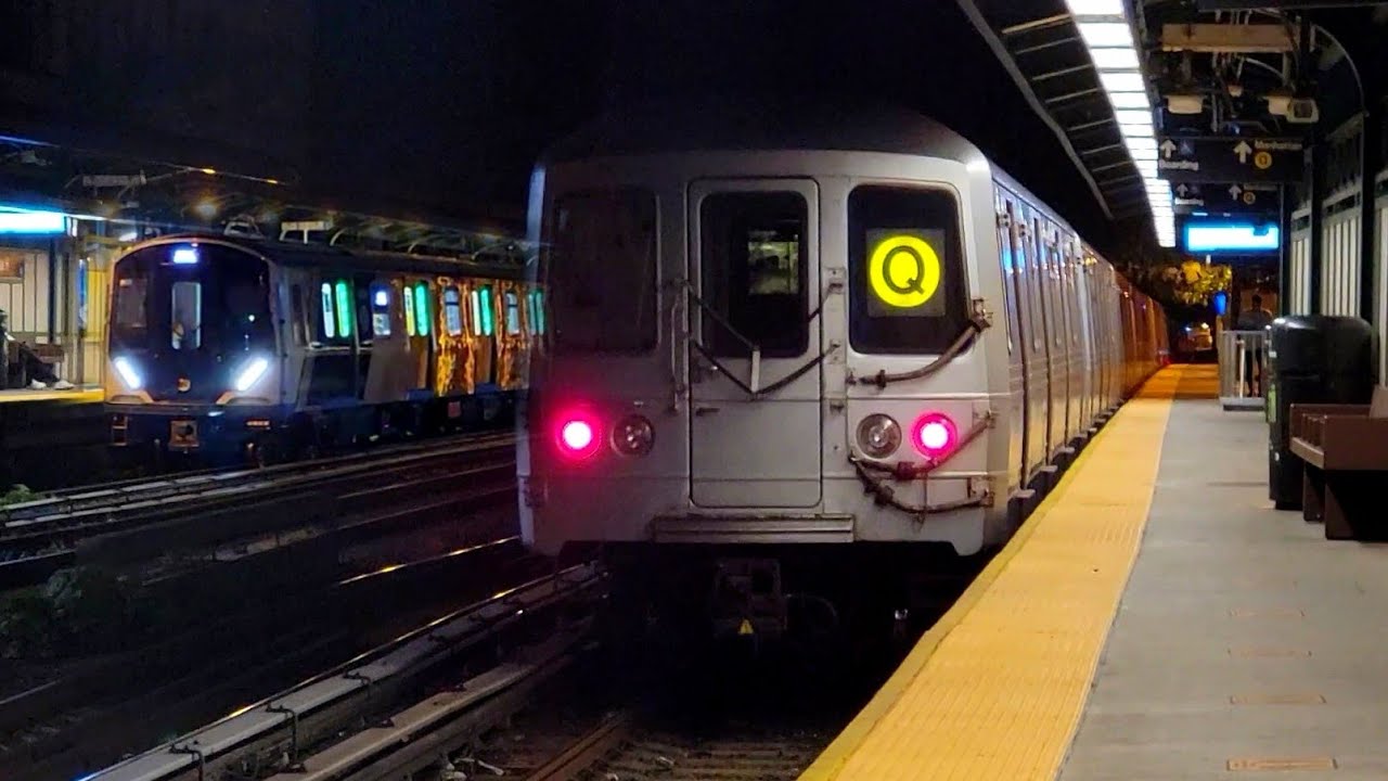 R46 and R211 action on the Q line at Avenue H. - YouTube