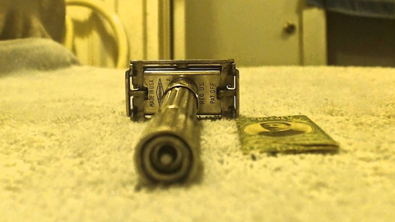 1961 Gillette FatBoy Razor W NOS Blade G2 - YouTube