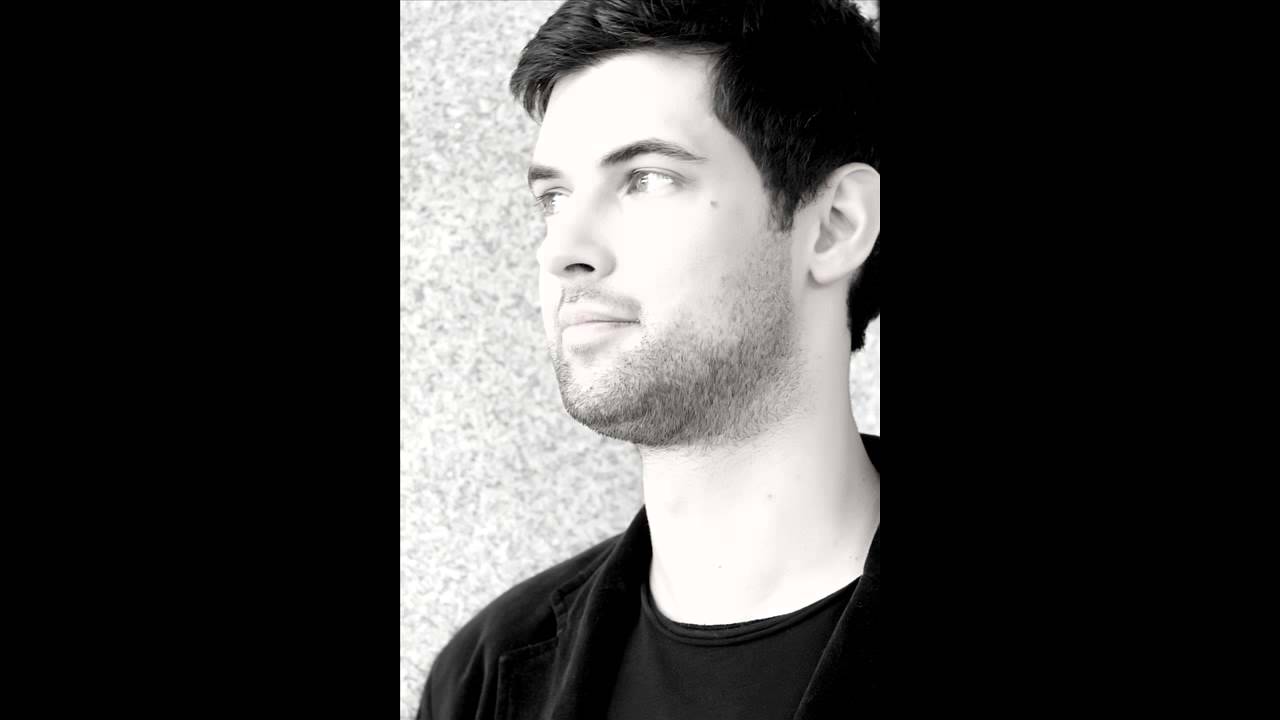 Les Kay - Friday Night - YouTube