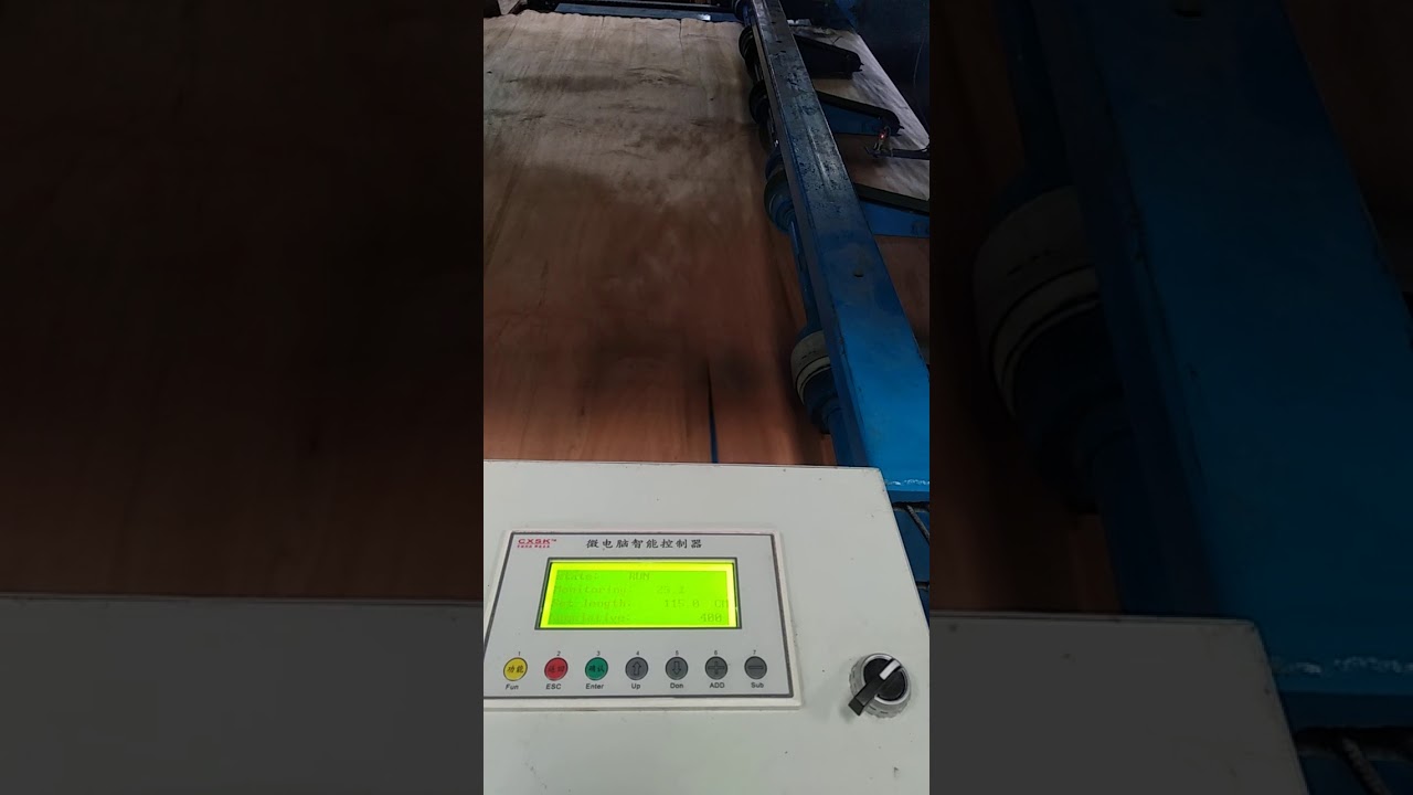 Auto Clipper - YouTube