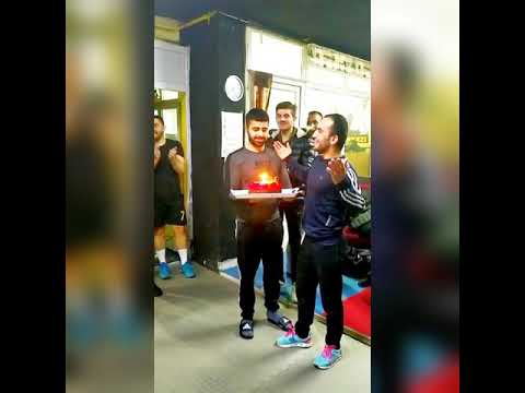 ASKERE GİDERSEK BÖYLE GİDERİZ 💪ÇILGIN SPORCU 56