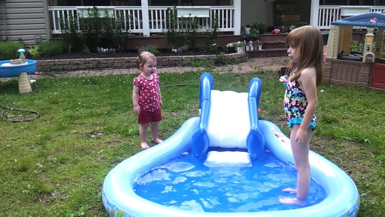 Sisters in the baby pool - YouTube