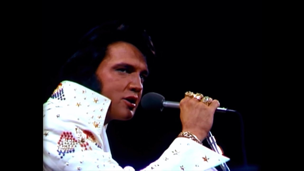 Elvis Presley - Burning Love (Aloha From Hawaii Rehearsal) [1973] - YouTube