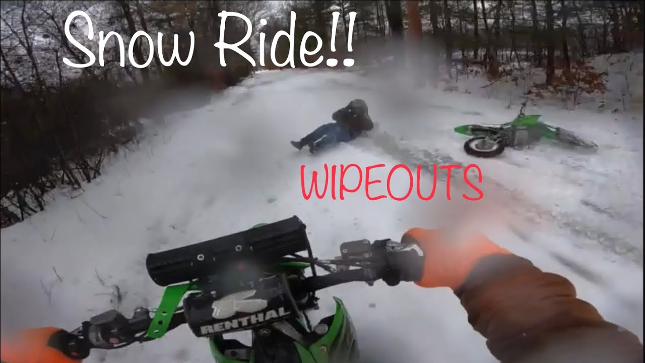 Snow Ride!! Wipeouts (Bike Broke) - YouTube