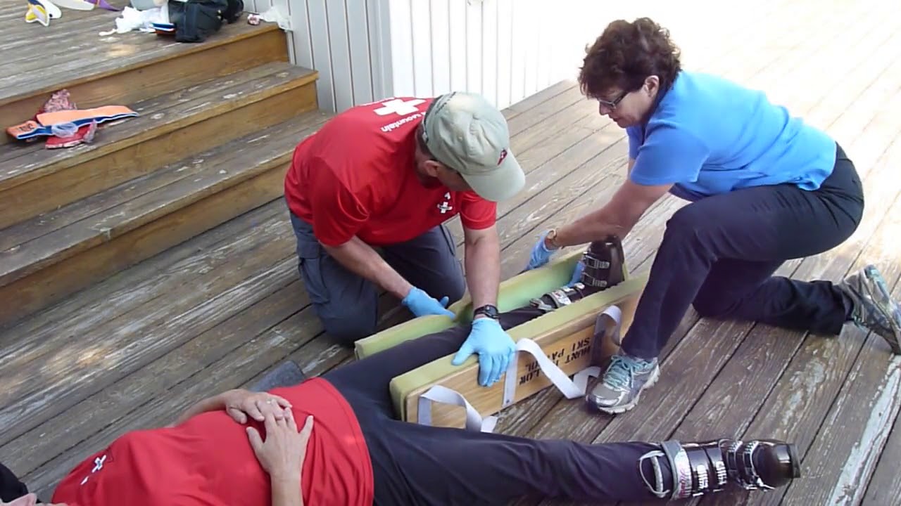 Outdoor Emergency Care Lower Leg - YouTube