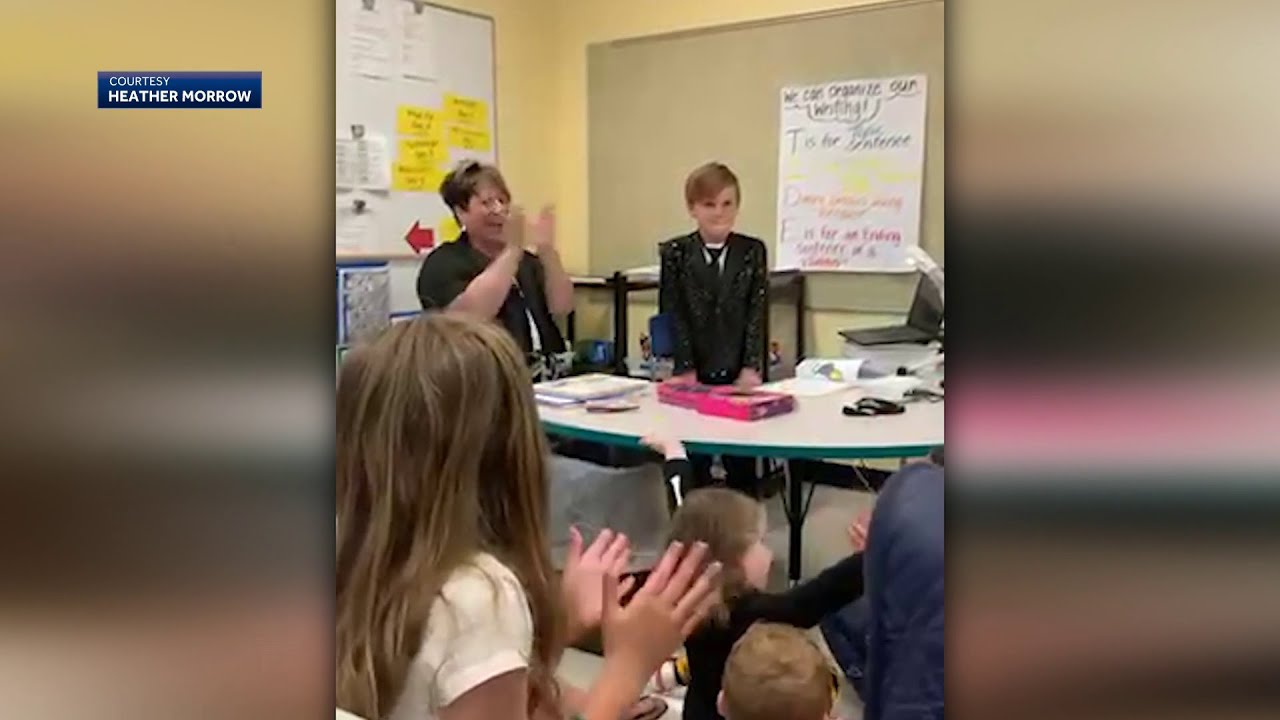Future Boston newscaster shows off skills - YouTube