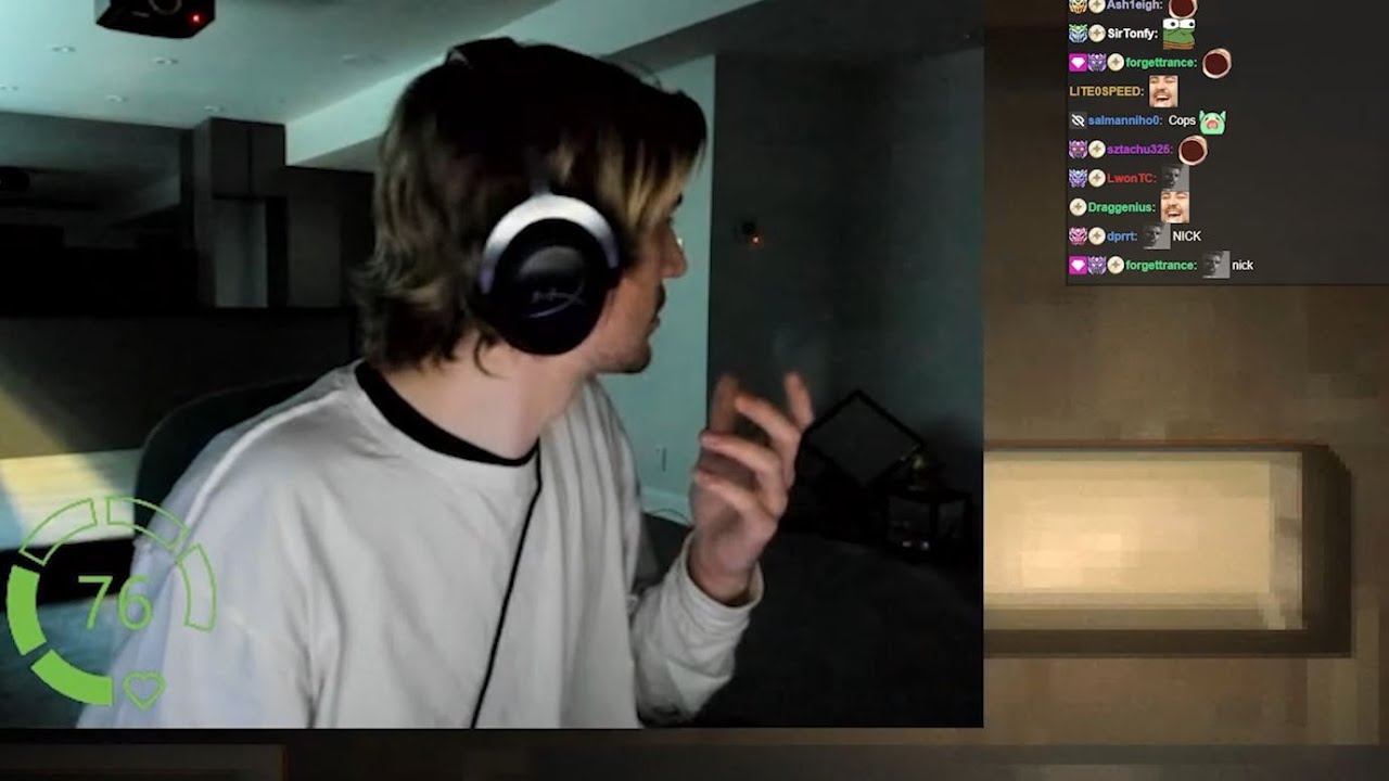 GIGACHAD Nick Walks Up On xQc While Playing Scary Game - YouTube