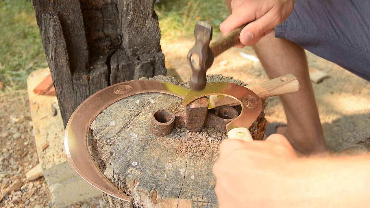 Copper sickle sharpening - YouTube