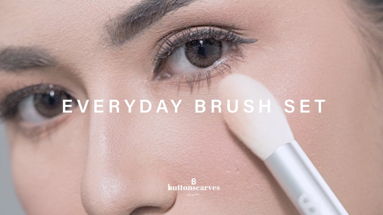 Buttonscarves Beauty: Everyday Brush Set - YouTube