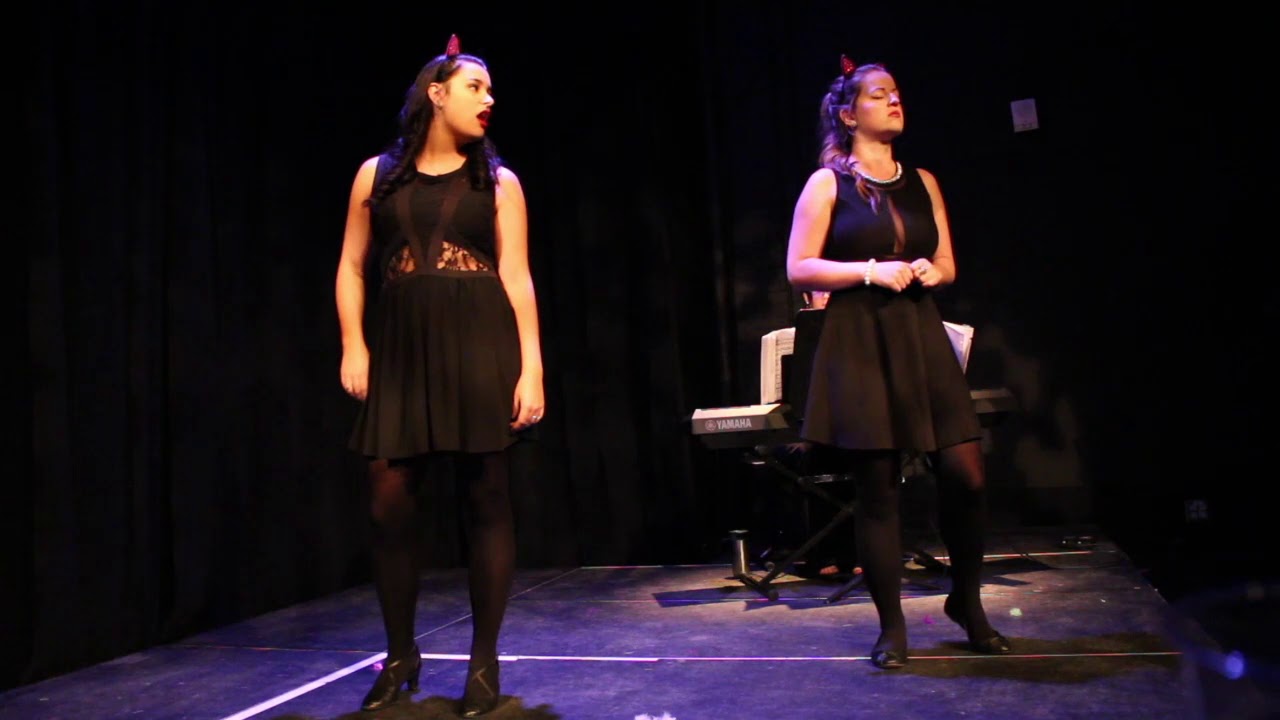 Cat Duet- Rossini- Opera Cabaret - YouTube