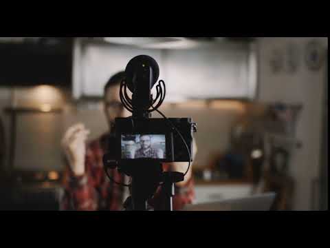 free camera video, A man talking in front of camera - YouTube