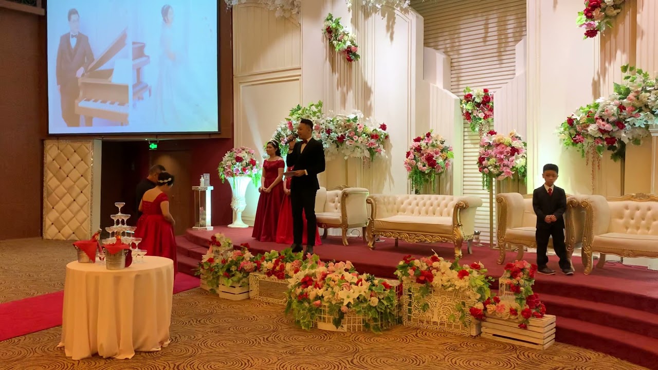 CHRISTO - Wedding MC Jakarta (Opening + Pouring Champagne) - YouTube
