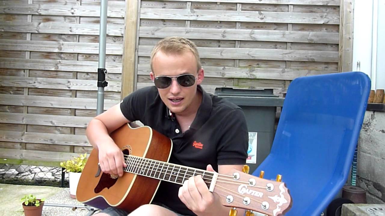 Thomas cantando Che Che Le Le Le Che Che Gustavo Lima e Você!!! - YouTube