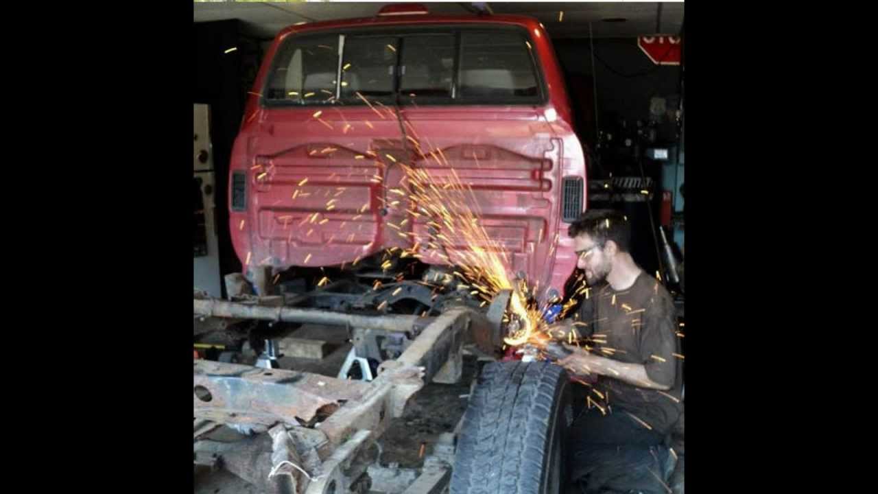 Toyota Hilux SR5 frame splice - by Sporadic Fabrication - - YouTube