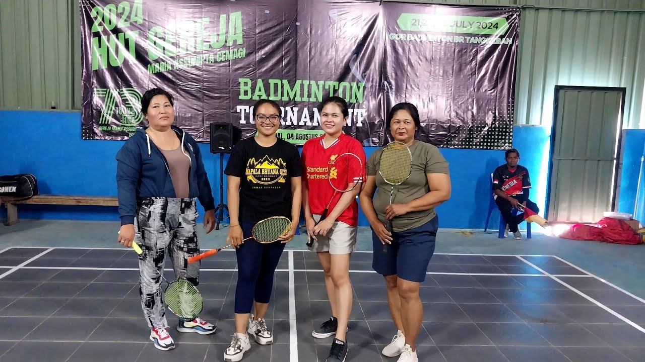 TOURNAMEN BADMINTON BU RACHEL/BU AGUS VS BU INDHIRA/ BU FEBRI HUT ...