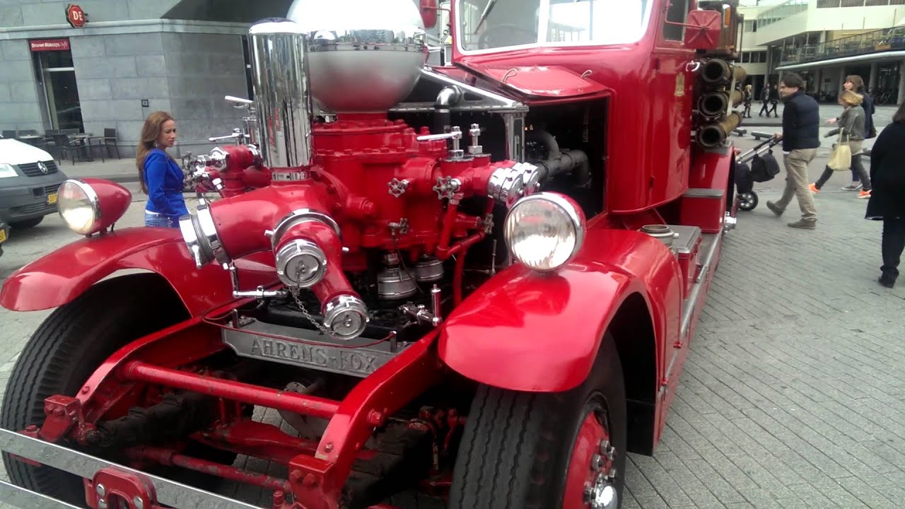 Ahrens Fox, brandweer Rotterdam - YouTube
