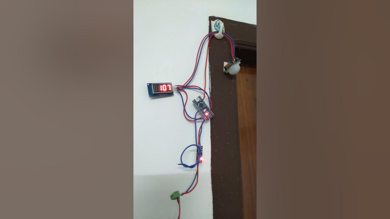 People counter system using PIR motion sensor, demo, TM1637, Arduino ...