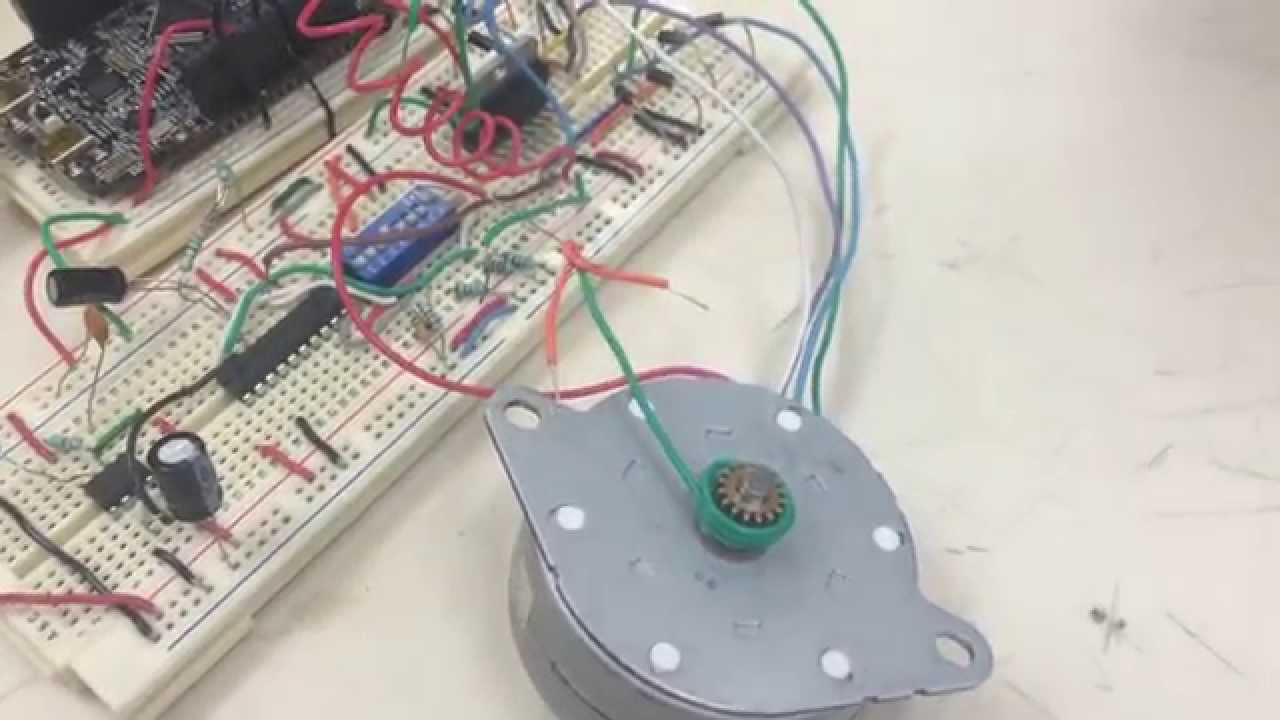 Práctica 2-Motor a pasos controlado con un microcontrolador - YouTube