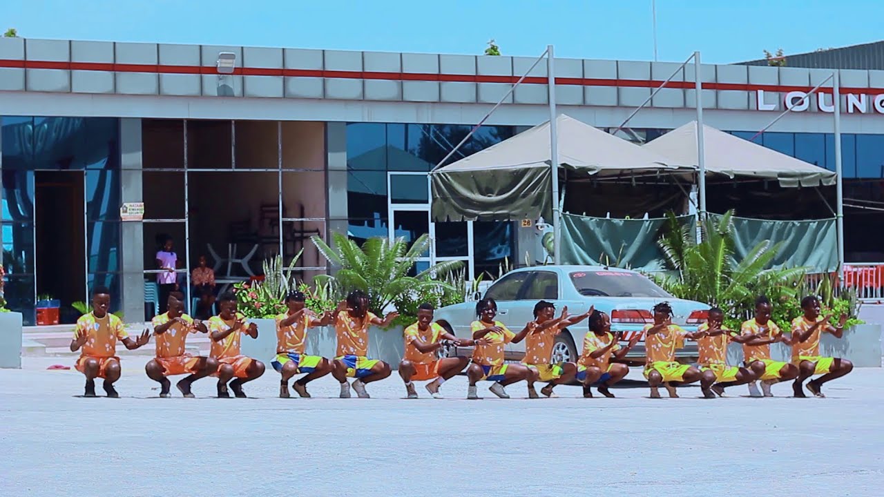 SUNZU MAGINA FT LUBHANGO MISUKOSUKO OFFICIAL VIDEO Dir kali boy - YouTube