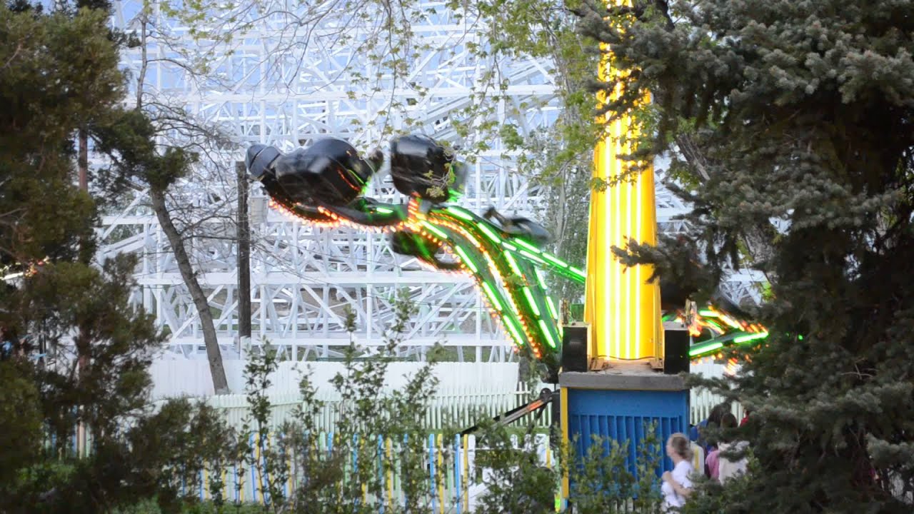 Crazy Rides at Lakeside Amusement Park The Spider! - YouTube