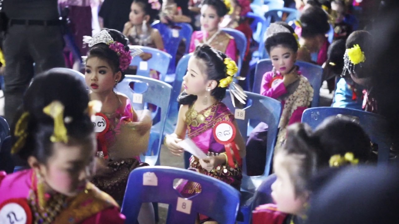 Kindergarten smart beauty pageant 2016 - YouTube