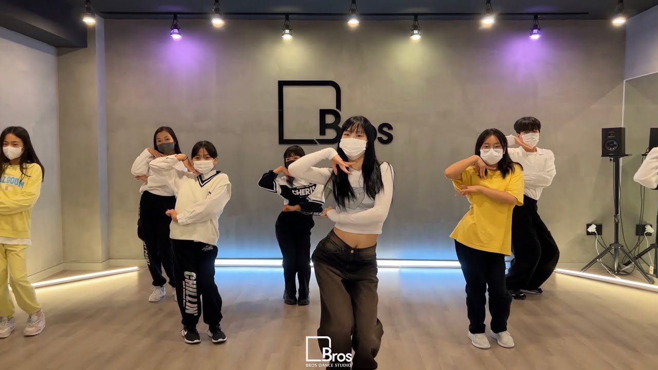 [KPOP] Poppy (Korean Ver.) - STACY(스테이씨) | Instructor Zoey - YouTube