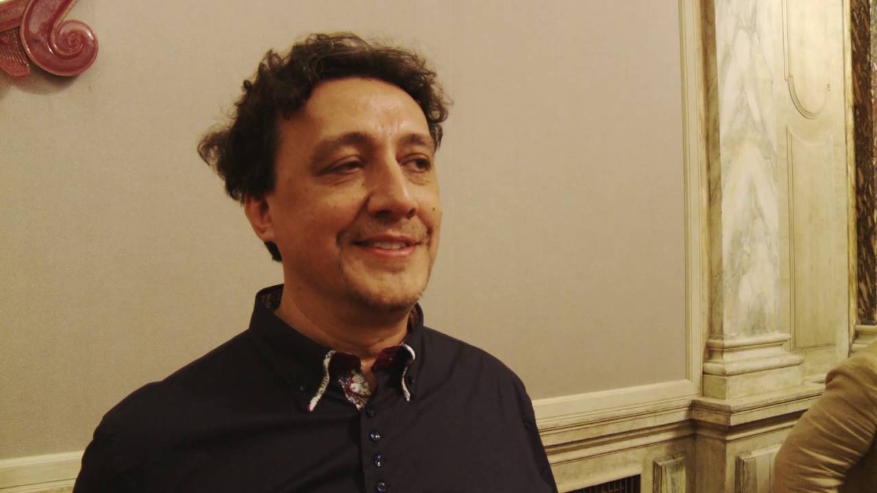 Biennale Architettura 2016 - Solano Benítez - YouTube