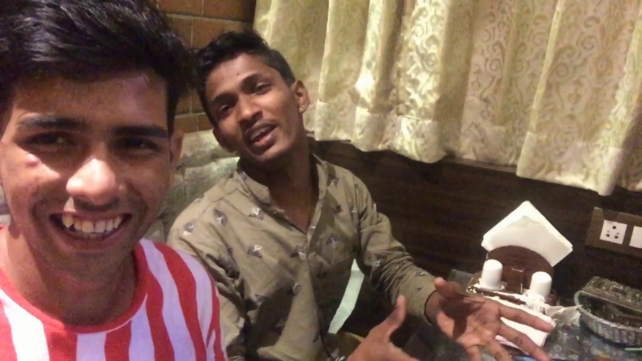 Lets party😍 | foxistan - YouTube