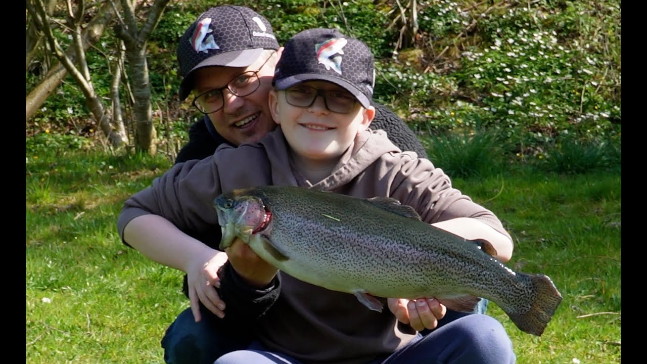 Store fisk i påsken i Stenvad P&T - YouTube